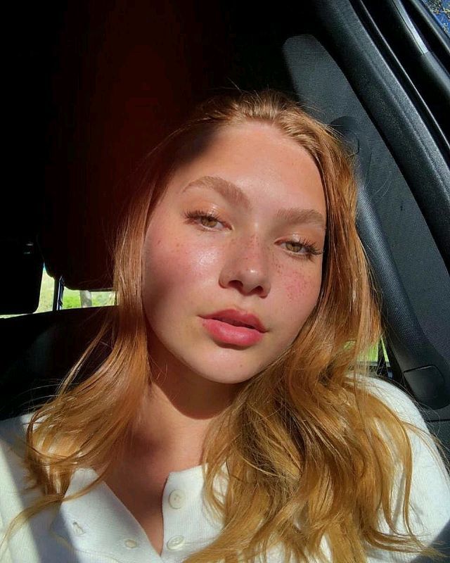 leana Loving: Hi.. | Manhattan Dating