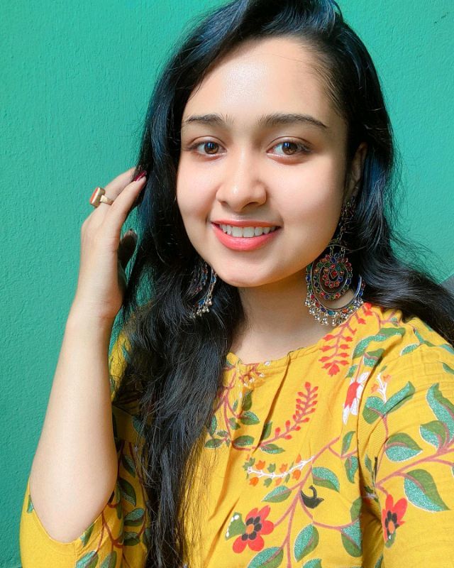 Kavya Mehra: Hi.. | Meet Asian Women in Pune