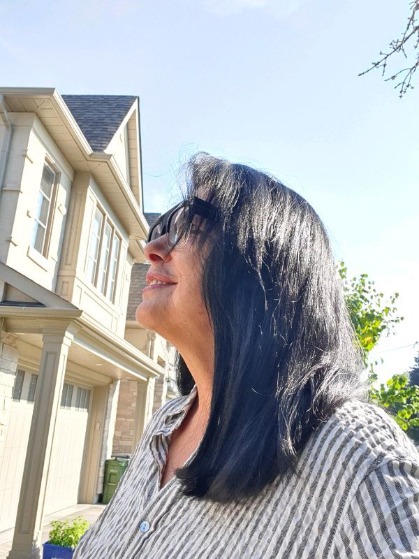 vjollca : Hi.. | Single Senior Women in Etobicoke