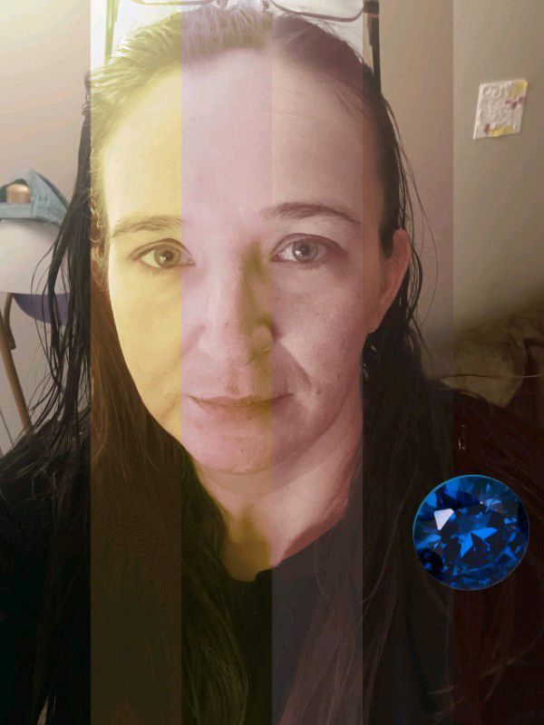 Linnea : Hi.. | Wichita Singles