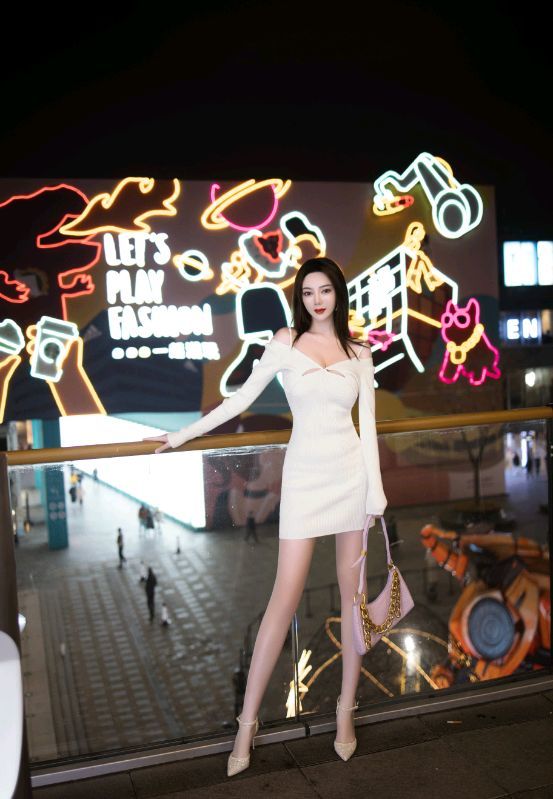 Li shiyu: Hi.. | Meet Women in Cambridge