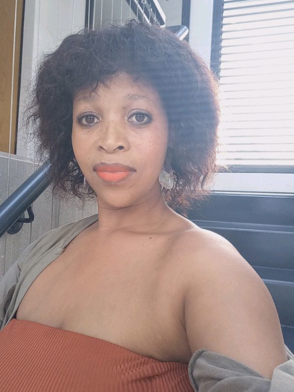 Andiswa Waka: Hi.. | East London Black Personals