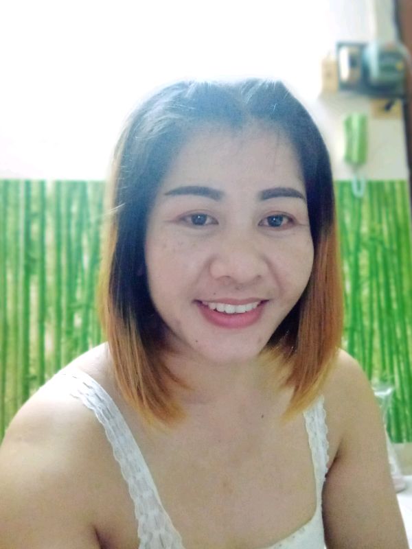 Sunisa Thongsom: Hi.. | Single Women in Bangkok