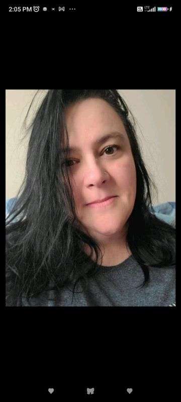 Danielle Michaud: Hi.. | Valrico Senior Personals