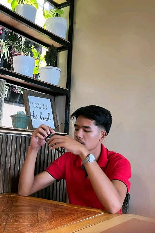 John Loyd Babiera: Hi.. | Arakan Asian Chat