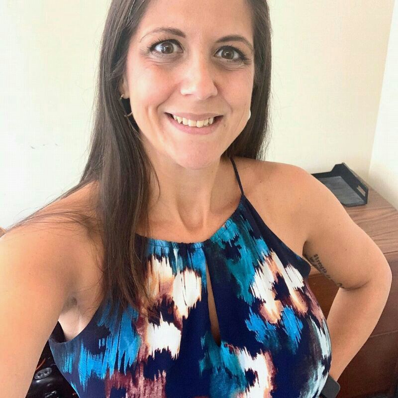 Alexandra: Hi.. | Milwaukee Singles