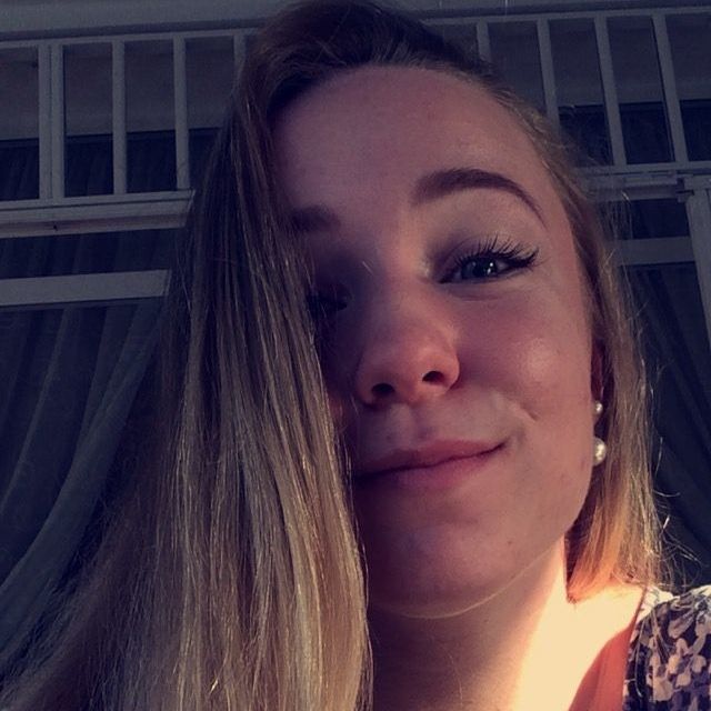 carla: Hi.. | Single Women in El Reno