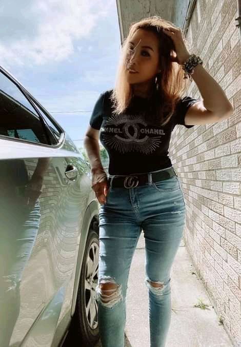 Sarah Adore: Hi.. | Danway Chat