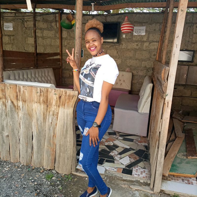 Anna wambui: Hi.. | Athi River Personals