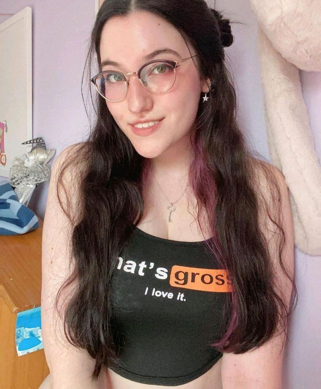 Yassy: Hi.. | Melbourne Chat