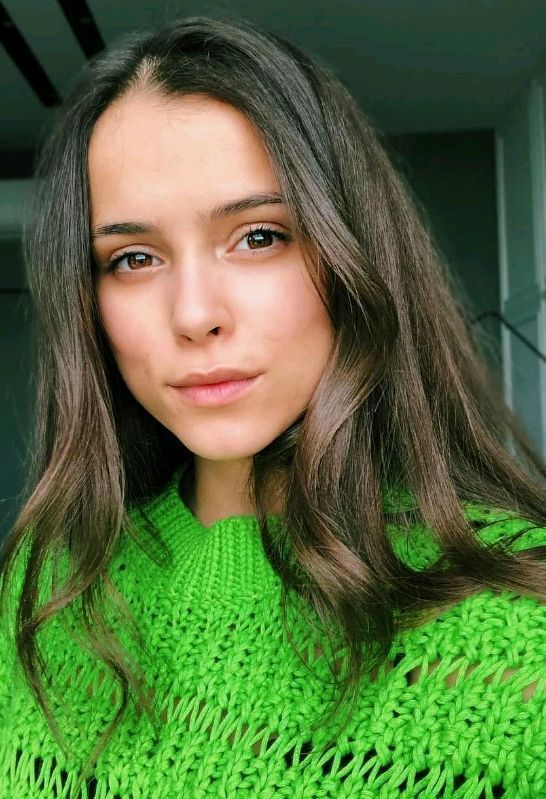 Elena: Hi.. | Meet Women in Alchevs'k