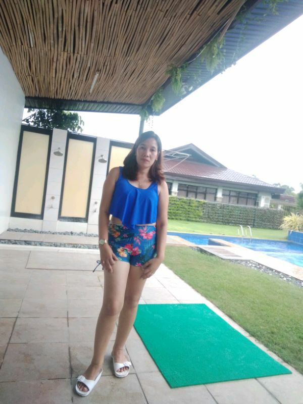 Anje Ahcracse: Hi.. | Single Women in Manila